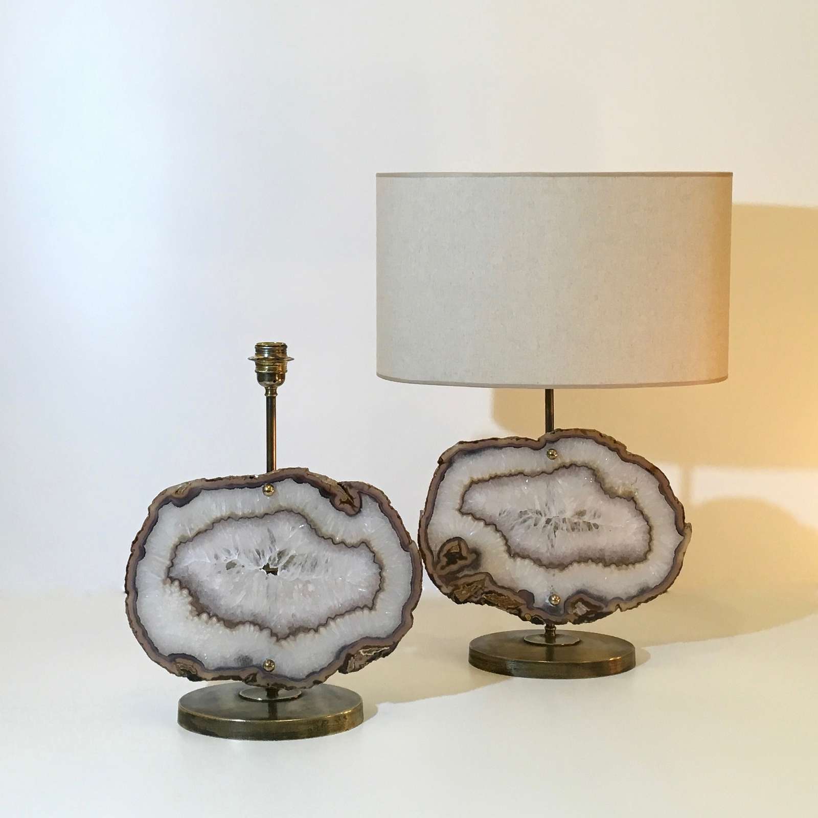 Pair Of Medium Clear White Agate Lamps With Brown Edging On Oval ...