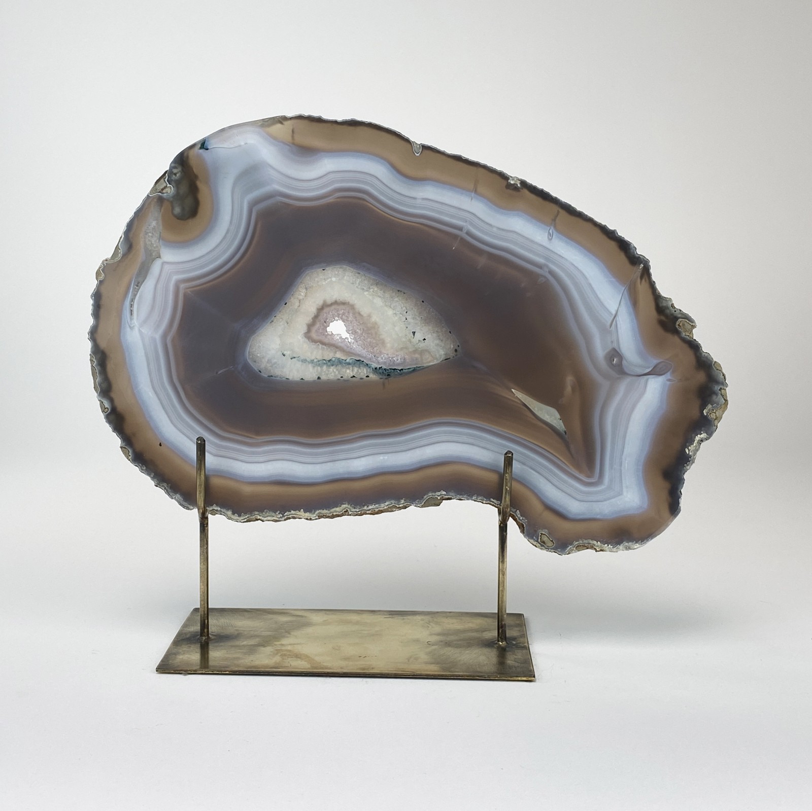 Black Extra Large Agate on Antique Brass Stand (T6023) - TYSON ...